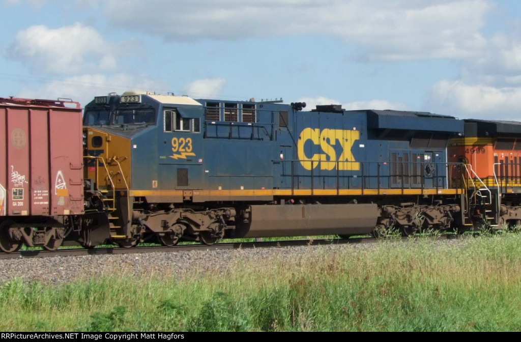 CSX 923